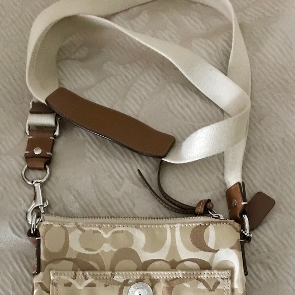 Coach | Bags | Coach Signature Swing Pack | Poshmark